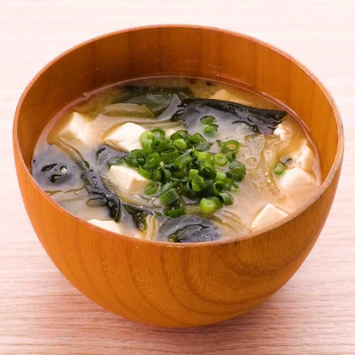 【味噌汁の簡単レシピ】おいしい食べ方が見つかる！人気レシピ紹介 557品 | デリッシュキッチン