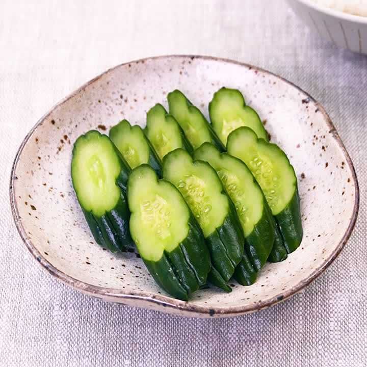 発酵ぬか床で作る♪ きゅうりのぬか漬けのレシピ動画・作り方 | DELISH KITCHEN